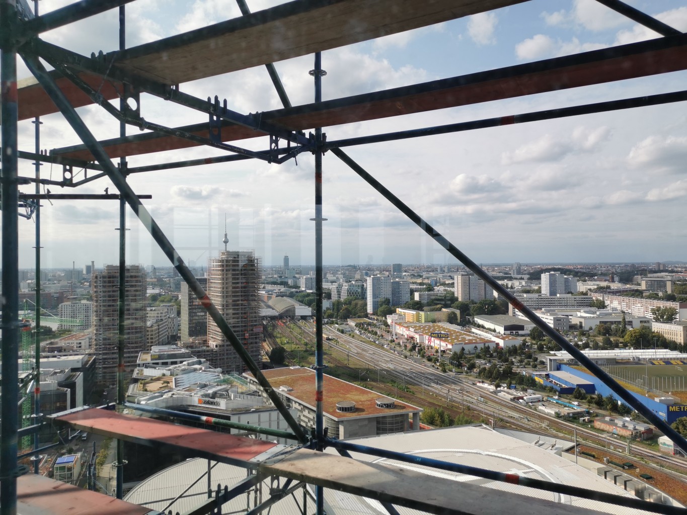 Architekturbesichtung STREAM Tower - FKU